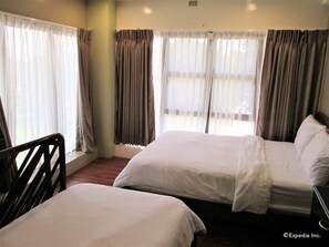 Roupas de cama premium, edredons de pluma, camas Tempur-Pedic
