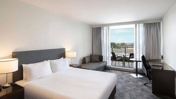 Roupa de alta qualidade, camas de colchão pillowtop, cofre no quarto