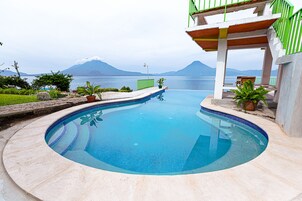 Piscina externa