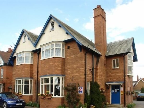 미드웨이 하우스 - 요크