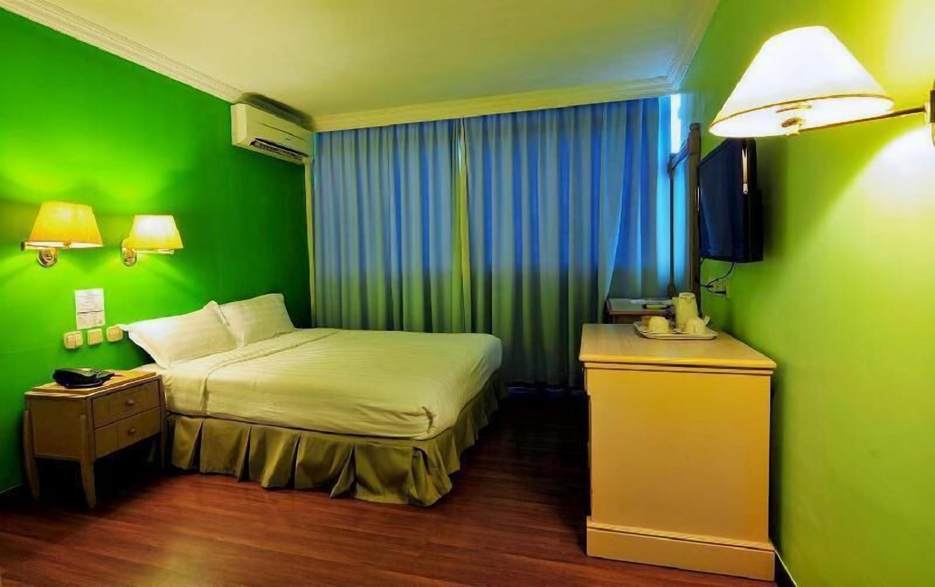Frigobar, Wi-Fi de cortesia, roupa de cama