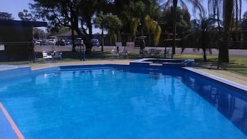 Piscina exterior