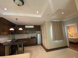 Suíte família | Frigobar, cofres nos quartos, escrivaninha