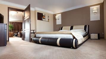Apartamento Nobre, 1 cama de casal | Cofre no quarto, secretária, quartos insonorizados
