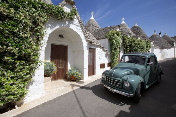 Trulli e Puglia in Alberobello: Find Hotel Reviews, Rooms, and Prices ...
