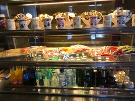 Café da manhã com buffet grátis todos os dias