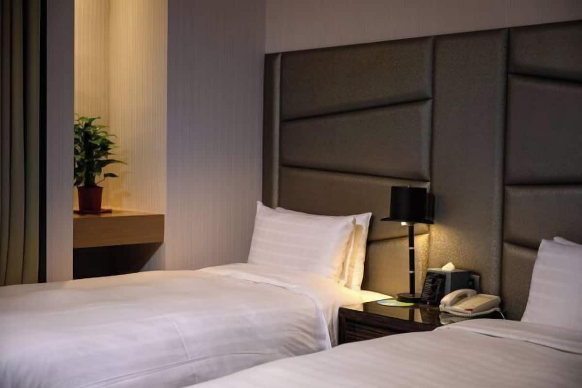 1 quarto, roupa de alta qualidade, edredões de penas, minibar