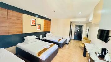 Quarto luxo | Roupas de cama premium, cofres nos quartos, cortinas blackout