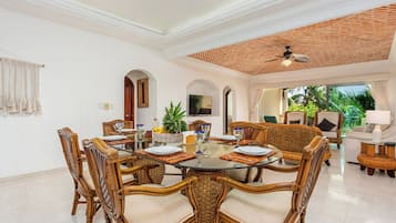 Televisor de ecrã plano de 40 polegadas com canais digitais, televisor