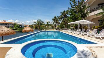Piscina externa