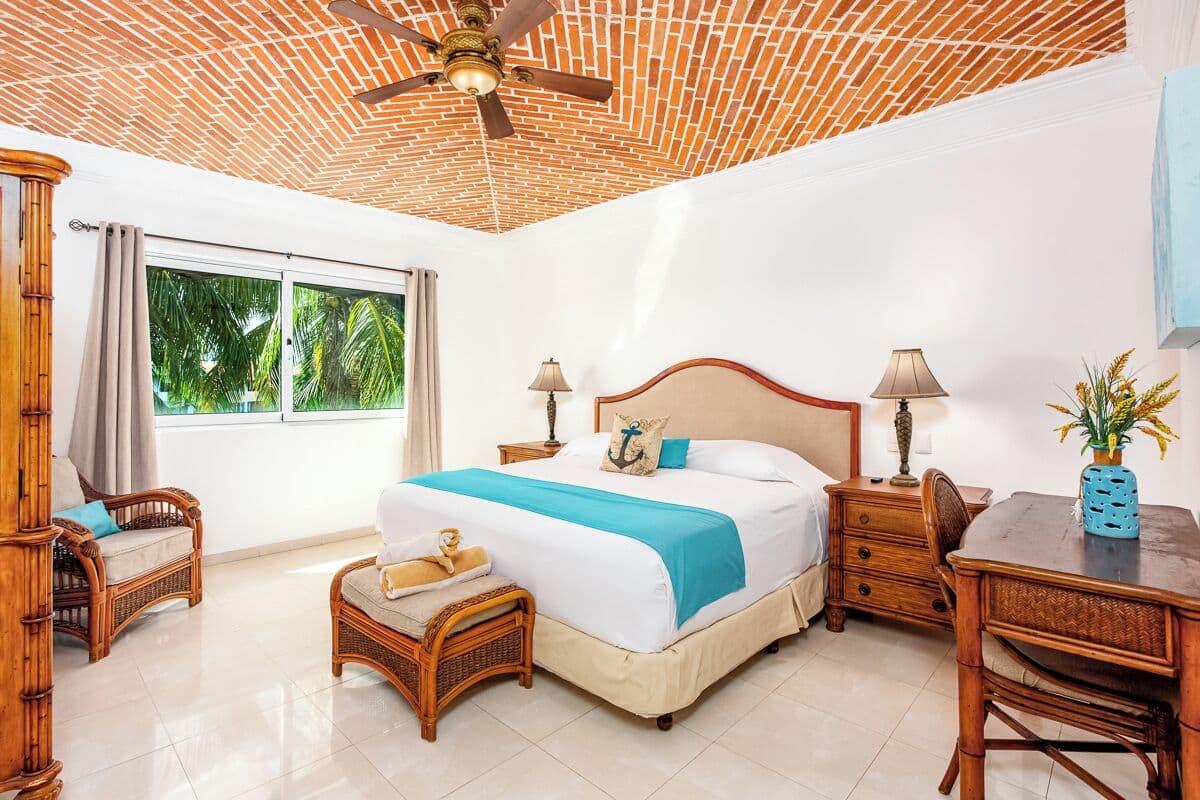 Apartamento superluxo | Roupas de cama premium, edredons de pluma, cofres nos quartos