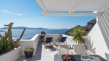 Suite, Caldera & Sea View | Vista do quarto