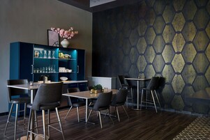 Café da manhã e jantar