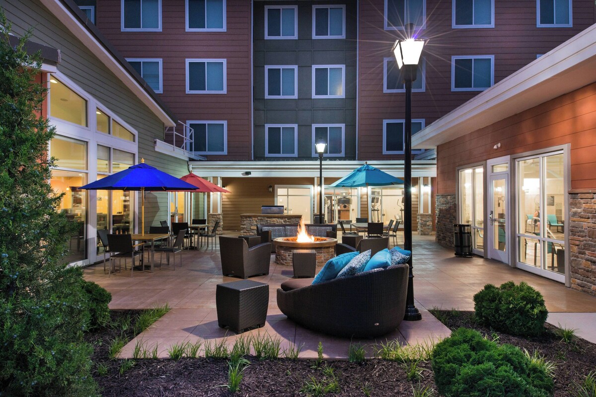 Residence Inn by Marriott Springfield South Reviews, Deals & Photos ...