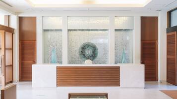 Sauna seca, banheira de hidromassagem, sauna a vapor, banho turco/hammam