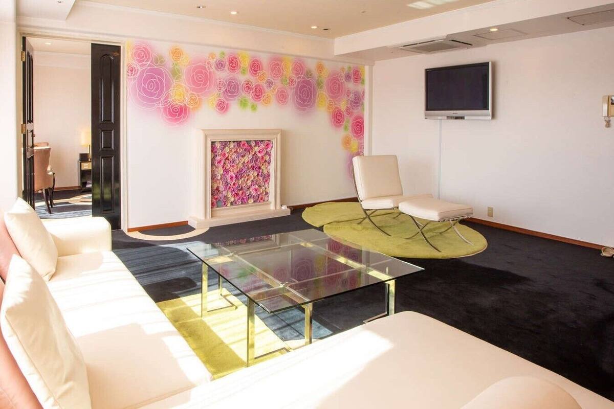Sala de estar | TV de ecrã plano, filmes pagos 