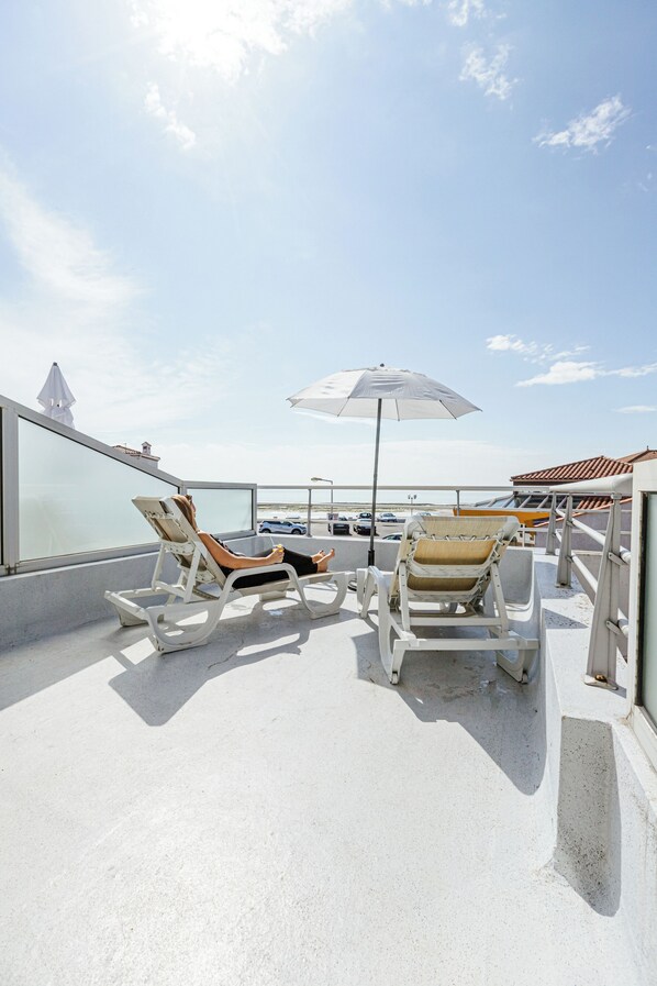 Quarto casal de uso individual, vista para o mar, de frente para o mar | 4 quartos, roupas de cama premium, individualmente mobiliados