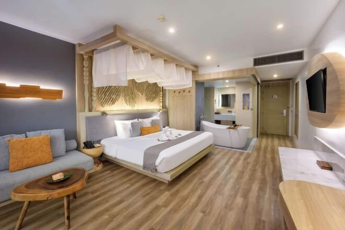 Roupa de alta qualidade, minibar, cofre no quarto, secretária 