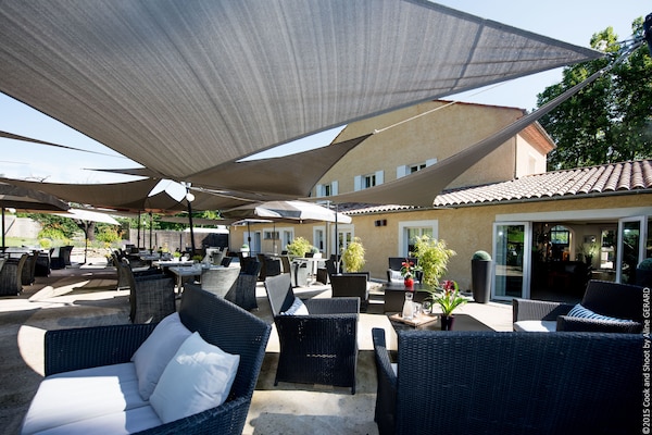 Logis Hotels La Magnanerie, Côté Bistro - Volonne