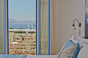 Quarto Duplo, vista parcial para o mar | Vista da varanda