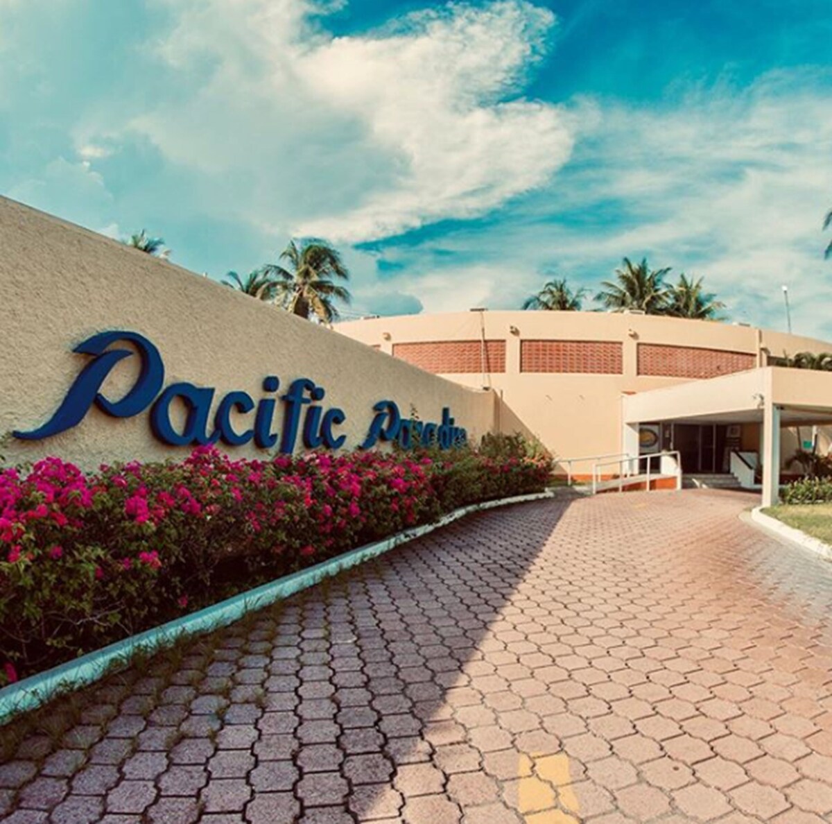 Hotel Pacific Paradise Reviews, Deals & Photos 2023 - Expedia