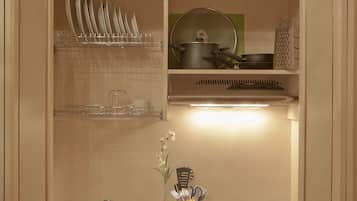 Quarto casal ou duplo superior | Frigobar, cofres nos quartos, escrivaninha, cortinas blackout