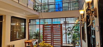 Entrada (vista interior)