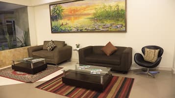 Televisor LED de 42 polegadas com canais por cabo, televisor
