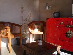 TV de tela plana, DVD player