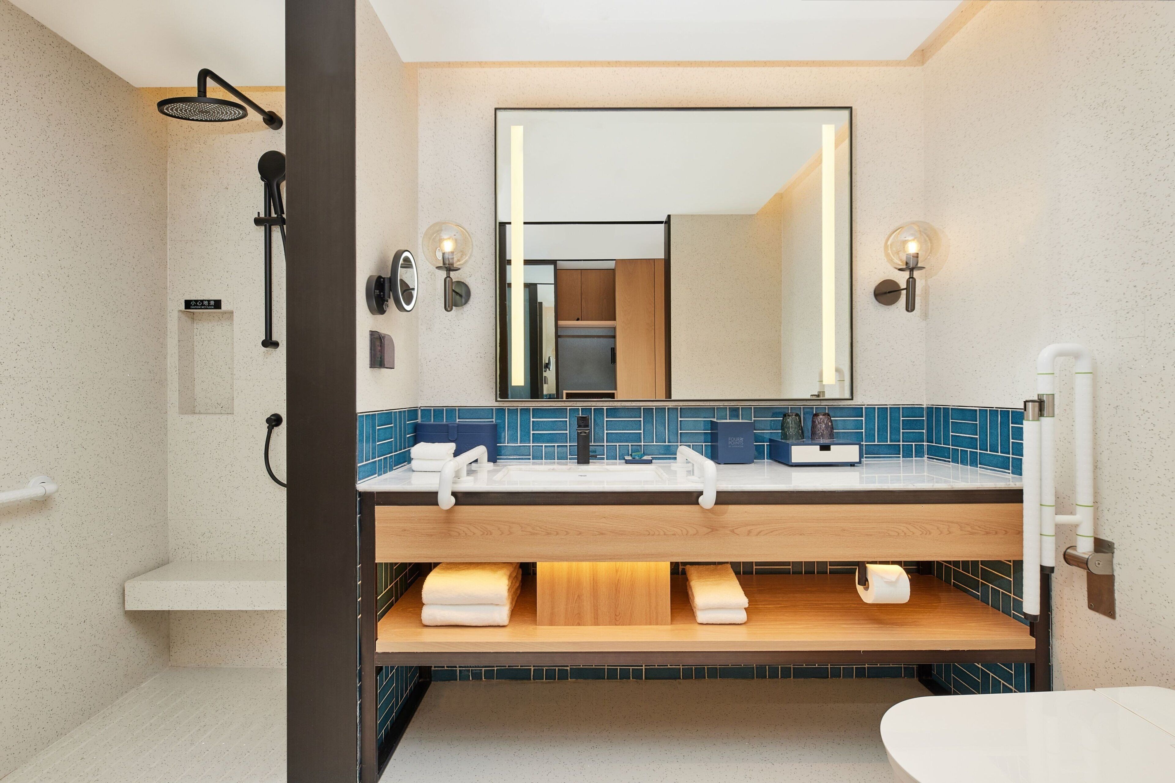 Quarto standard, 1 cama King, vista para a cidade | Banheiro