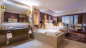 Quarto Duplo para 1 Pessoa | Roupa de alta qualidade, camas de colchão pillowtop, minibar