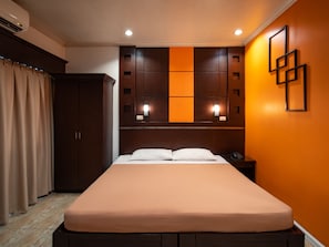 Quarto Duplo ou Twin, Vista para a cidade (with Air Condition) | Wi-fi grátis, roupa de cama fornecida 