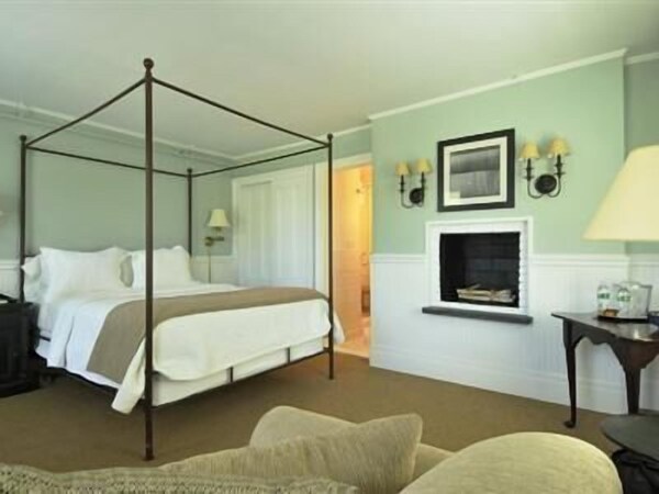 The Hedges Inn - The Hamptons, NY