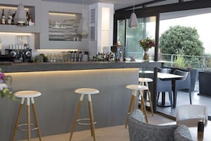 Bar (no alojamento)