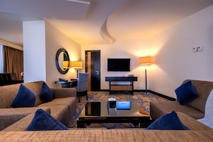 Suite Familiar | Sala de estar | Smart TV 