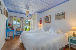 Quarto casal ou duplo conforto, vista para o lago | Roupas de cama premium, individualmente decorados