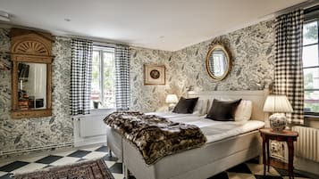 Quarto casal luxo (With a walk, 2x90) | 1 quarto, cofres nos quartos, individualmente decorados