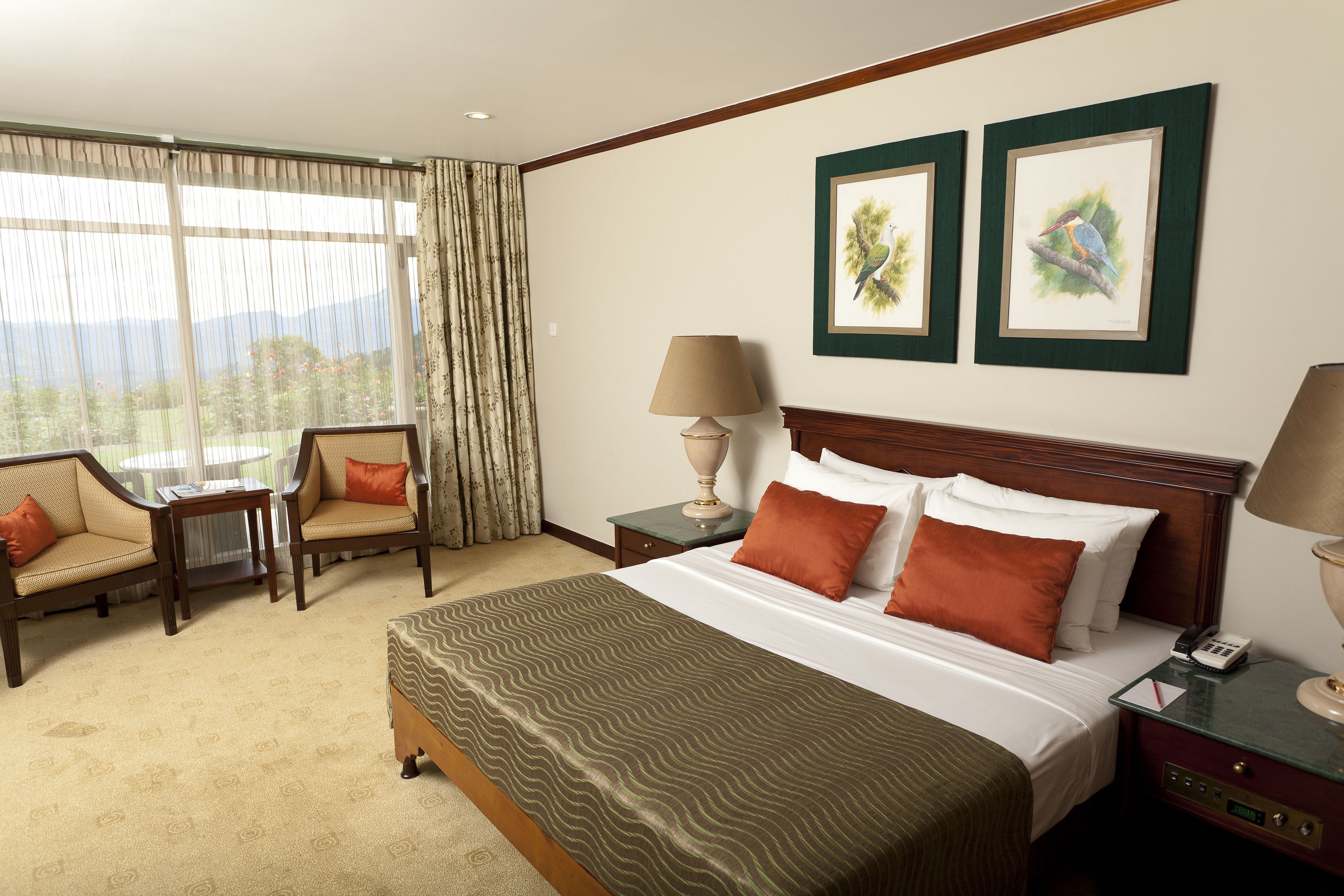 Hunas Falls Hotel in Central Province: Find Hotel Reviews, Rooms, and ...