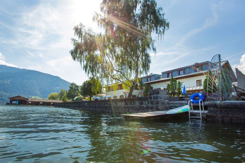 Junges Hotel Zell Am See - Hostel - Zell am See