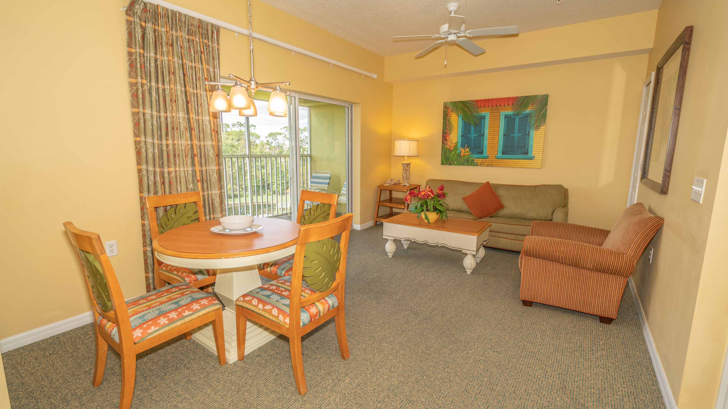 TV LCD 32 polegadas com canais a cabo, TV, DVD player