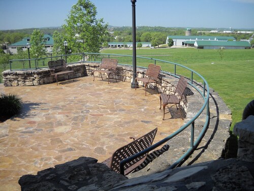 The Keeter Center at College of the Ozarks Reviews, Deals & Photos 2024 ...