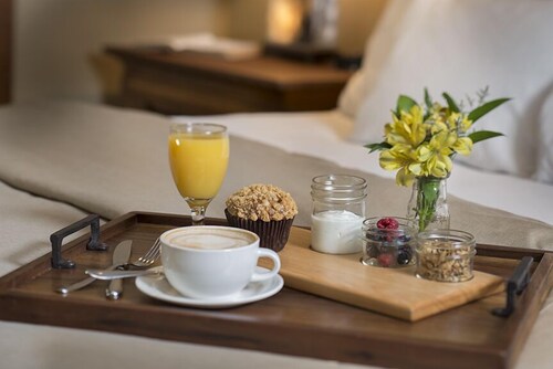 The Keeter Center at College of the Ozarks Reviews, Deals & Photos 2024 ...