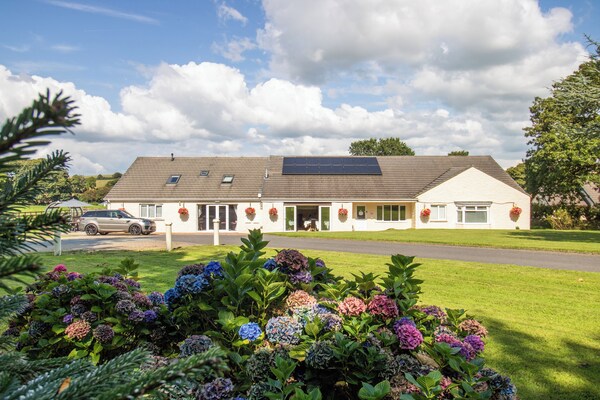 Lovesgrove Country Guest House - Pembrokeshire