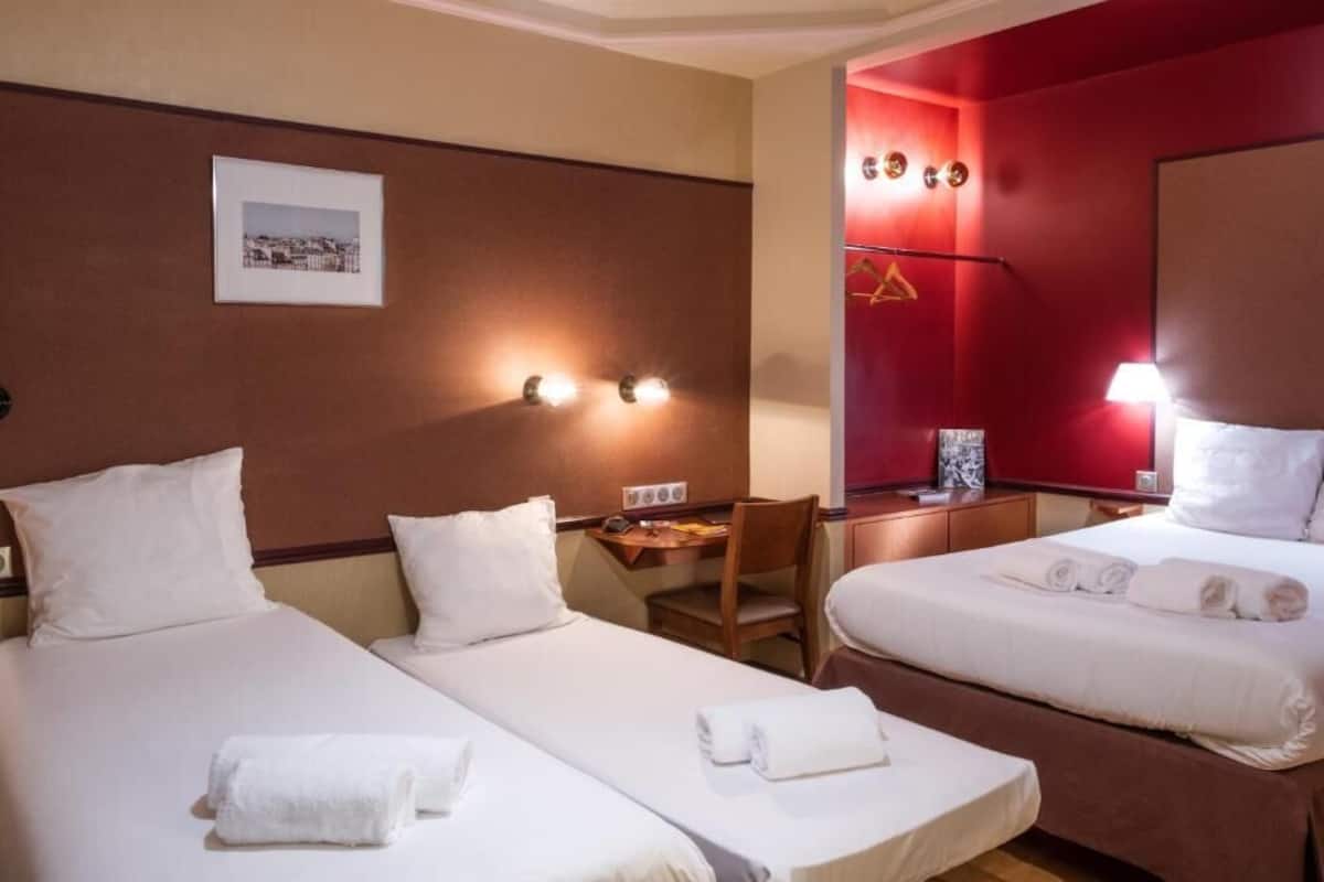 Camas Select Comfort, escrivaninha, Wi-Fi de cortesia, roupa de cama