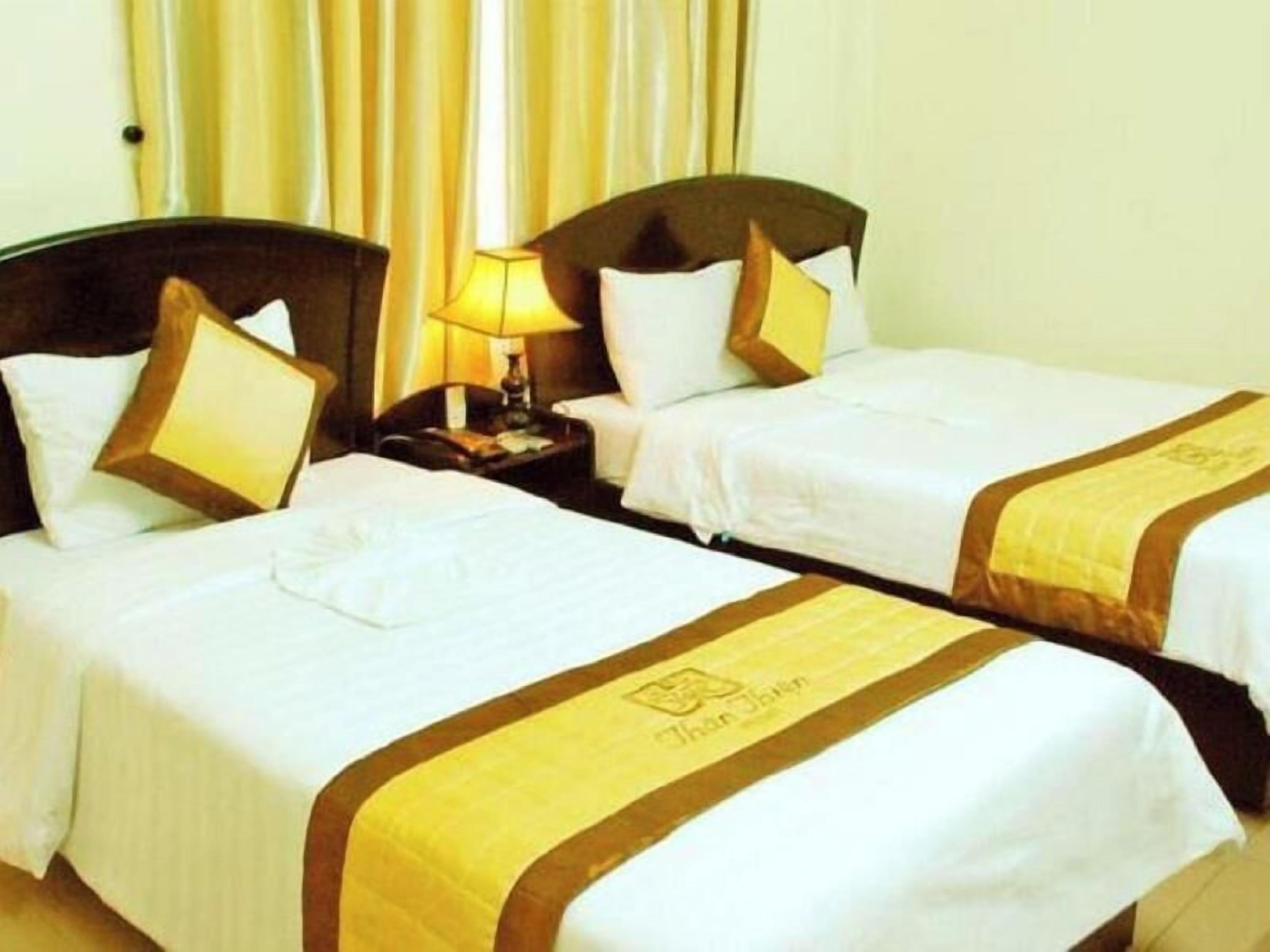 Minibar, cofre no quarto, Wi-fi grátis, roupa de cama fornecida 