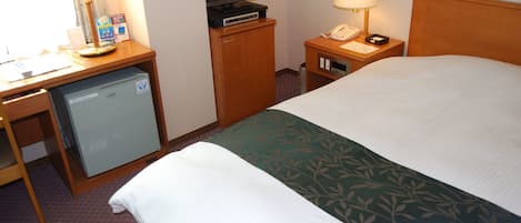 Secretária, cortinas/cortinados opacos, quartos insonorizados