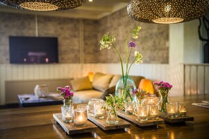 Pequeno-almoço tipo buffet diário incluído 