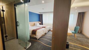 Cofre no quarto, secretária