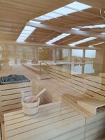 Sala(s) para tratamentos a casais, sauna, banheira de hidromassagem 