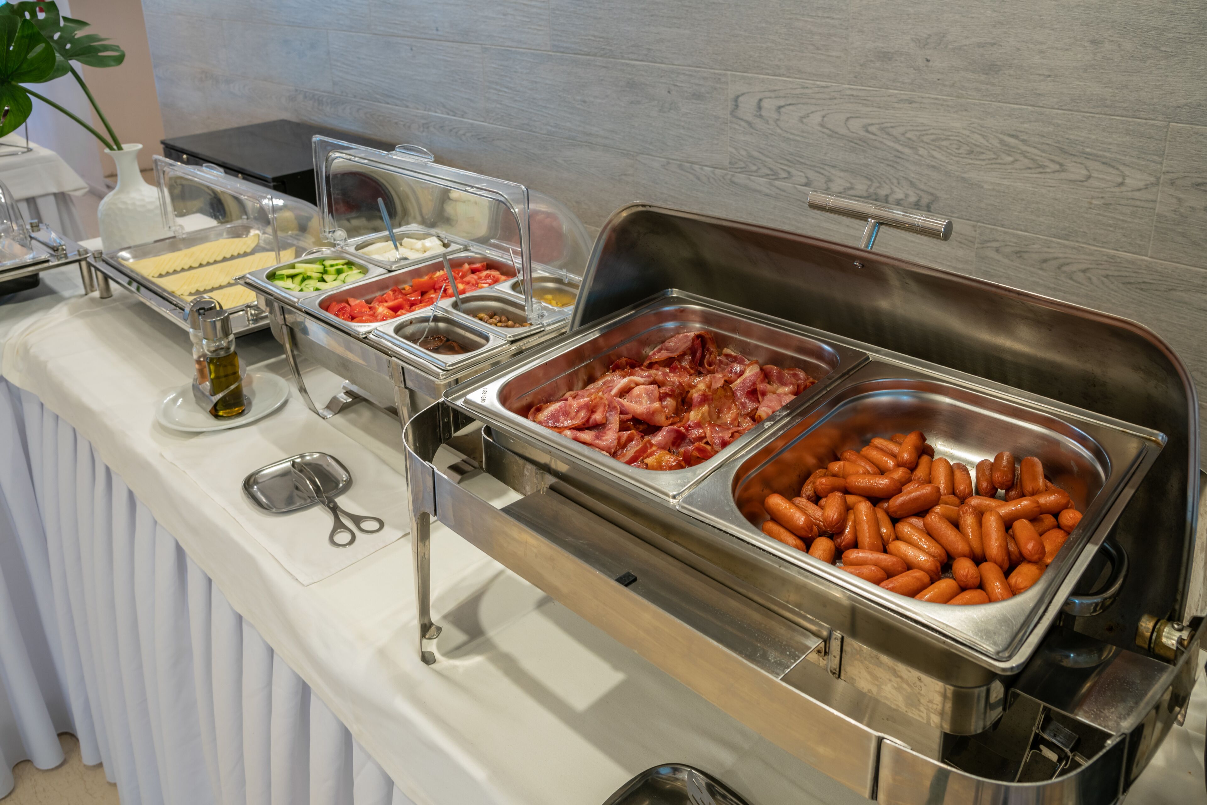 Pequeno-almoço tipo buffet diário incluído 